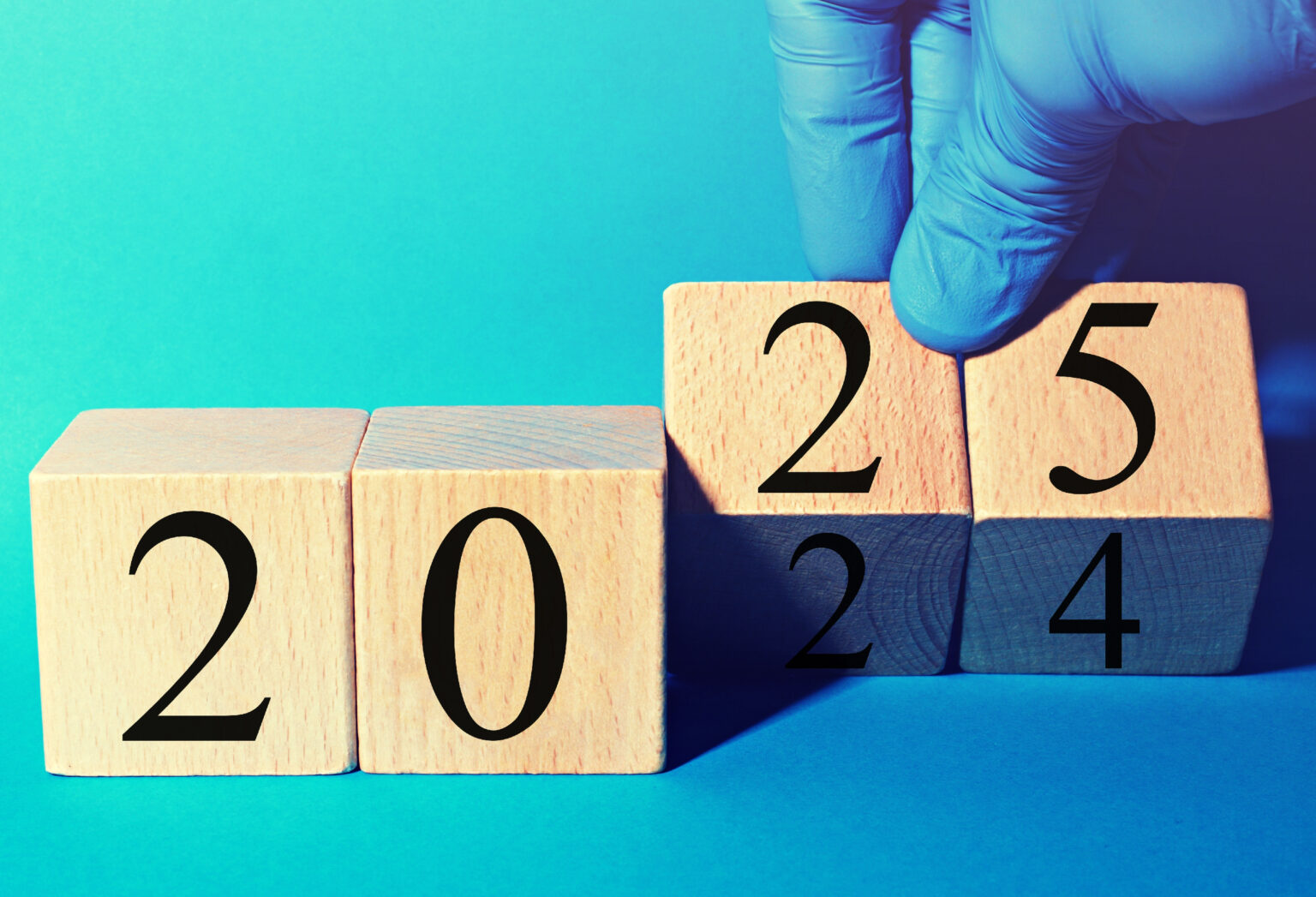 Hivatalos dátumok - így alakul a 2025-ös munkaév és a szabadságok 2025-ben!